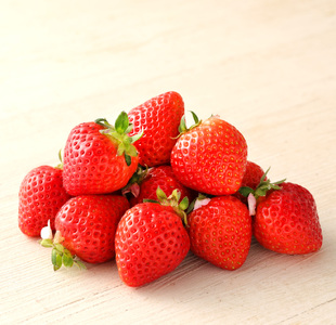 あまおう 約1140g 約285g×4パック いちごファームきらら【ふくおかエコ農産物認証】【2025年2月下旬-3月下旬発送予定】 | 福岡県糸田町 | ふるさと納税サイト「ふるなび」