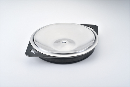 【UNIFLAME】ラウンド鉄板 & リッド | 新潟県燕市 | ふるさと納税サイト「ふるなび」